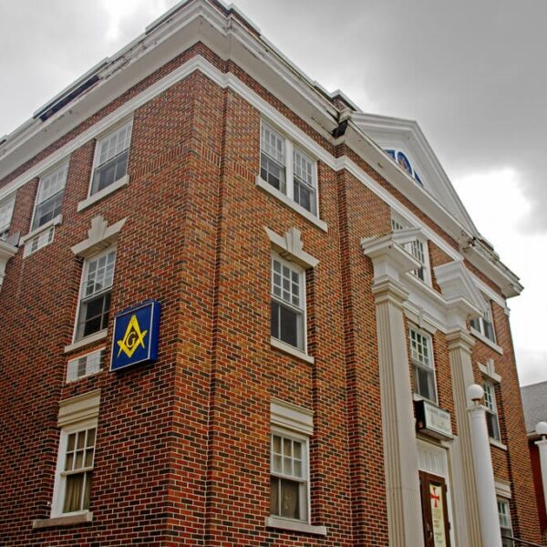 Masonic Signs And Grips - Esoteric Masons