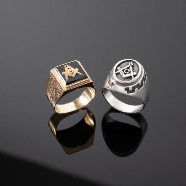 Masonic Signs And Grips - Esoteric Masons