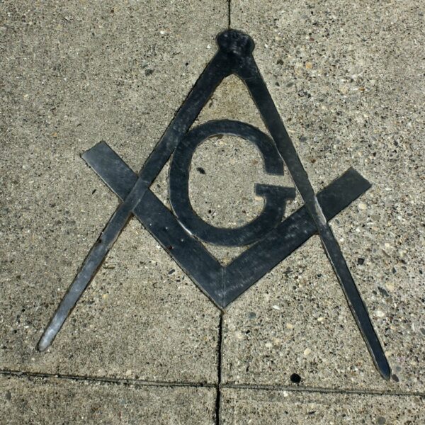 Masonic Signs And Grips - Esoteric Masons