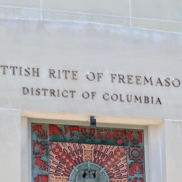 Masonic Signs And Grips - Esoteric Masons